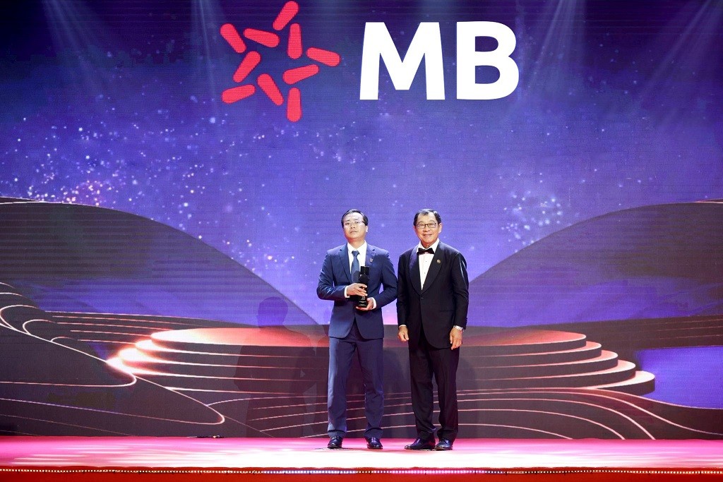 MB Bank được vinh danh Doanh nghiệp xuất sắc châu Á 2022