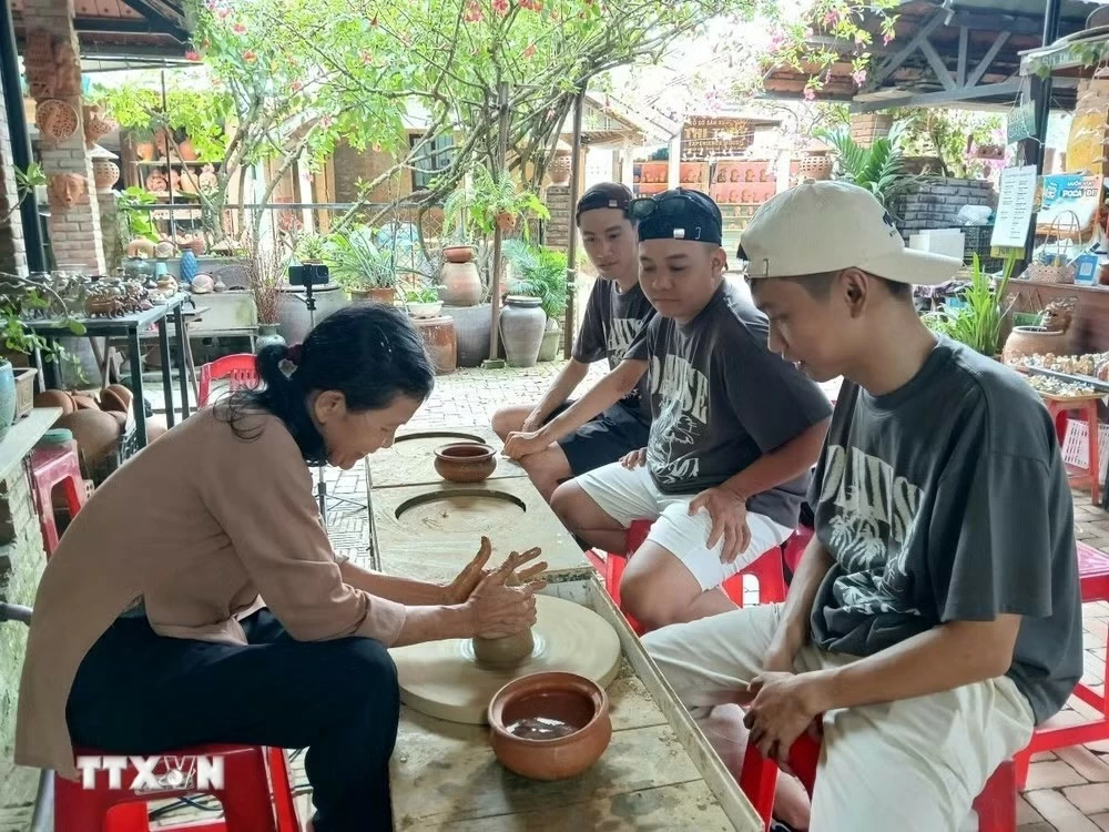 Đà Nẵng làm mới du lịch làng nghề
