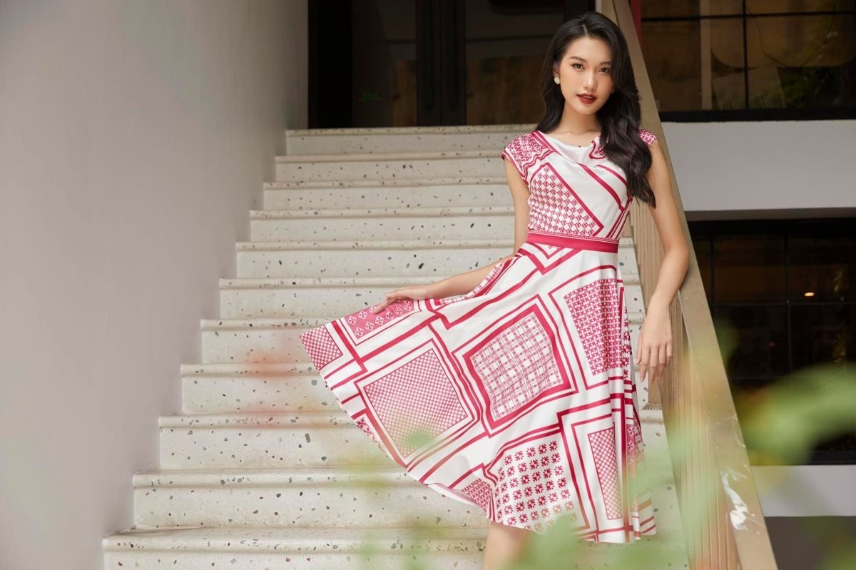 Những bức ảnh Doãn Hải My đang độ chín nhan sắc mặn mà